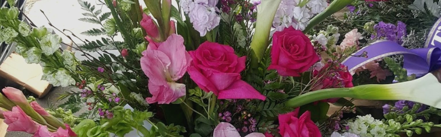 Cynthia’s Flower Connection | El Centro Flower Shop